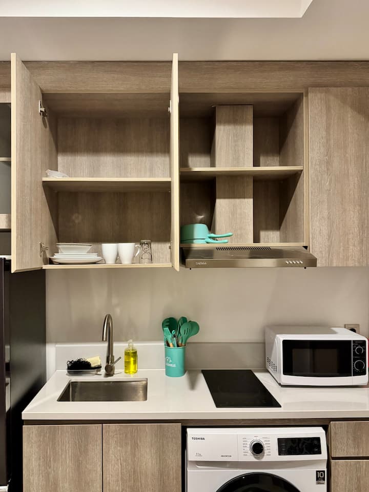 1br Apartment Near Mrt Station - Kemang