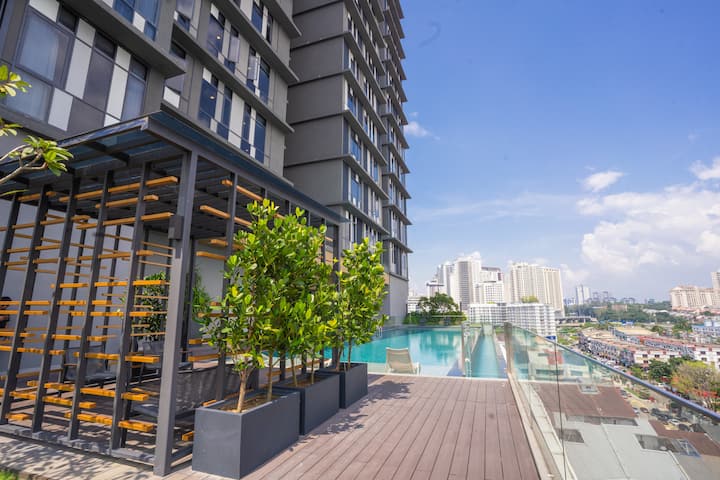 Hartamas Modern With Breakfast - Kuala Lumpur