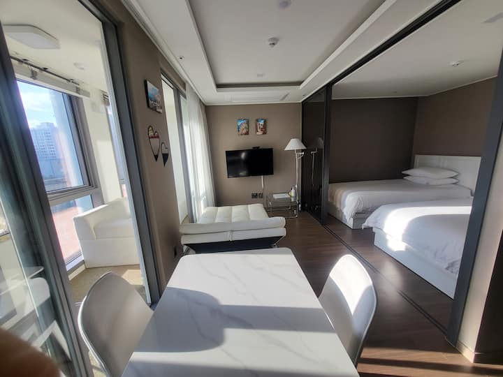 #투윈룸&해운대# - Busan