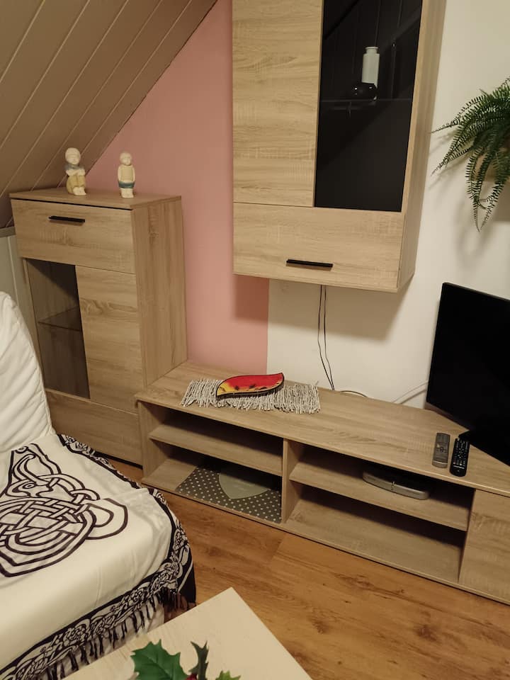 Vermiete Zimmer - Neunkirchen