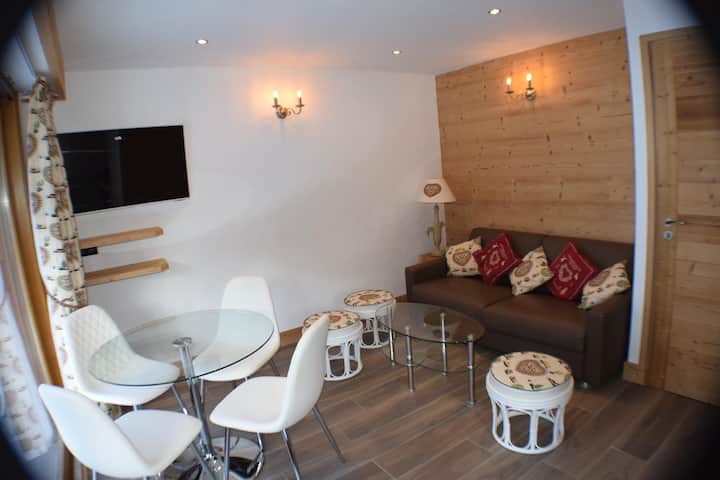 Courchevel Luxury 2bed Apt Front Line On The Piste - Courchevel