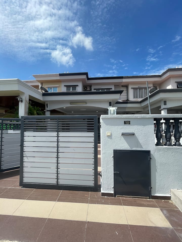 Cozy Homes In Taman Sentosa,klang,selangor - Port Klang