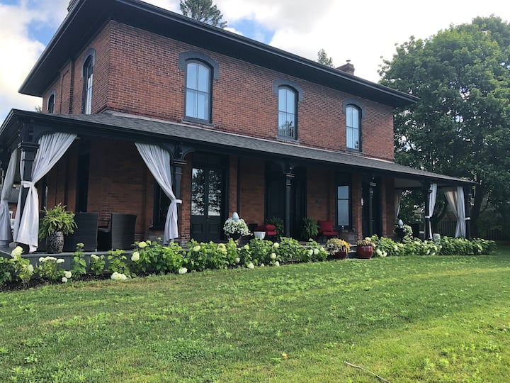 Marigold Mansion Lakeside Main - 科堡