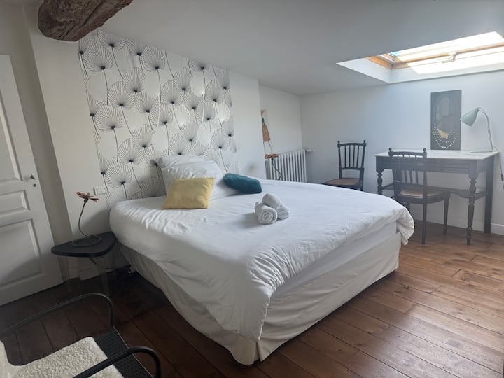 Centre Ville, Calme, Salle De Bains Privée - Bordeaux