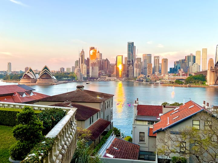 Cosy, Walk To Cafés, Ferry, Sydney Harbour & Cbd - Australia