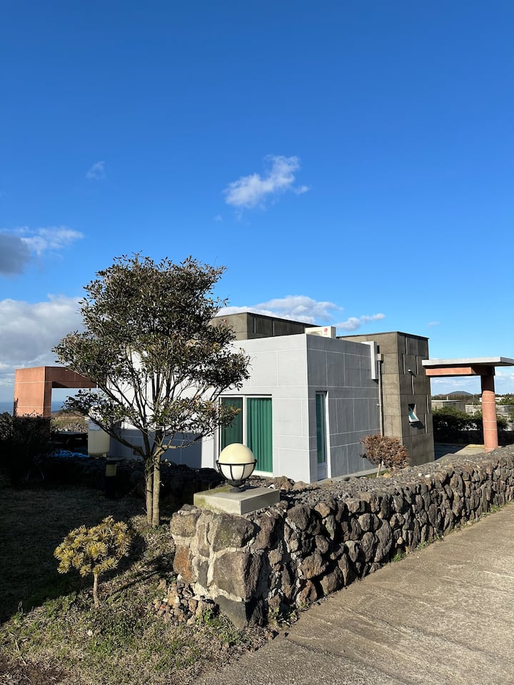Cozy And Peaceful Apartment In Jeju Island - Jeju