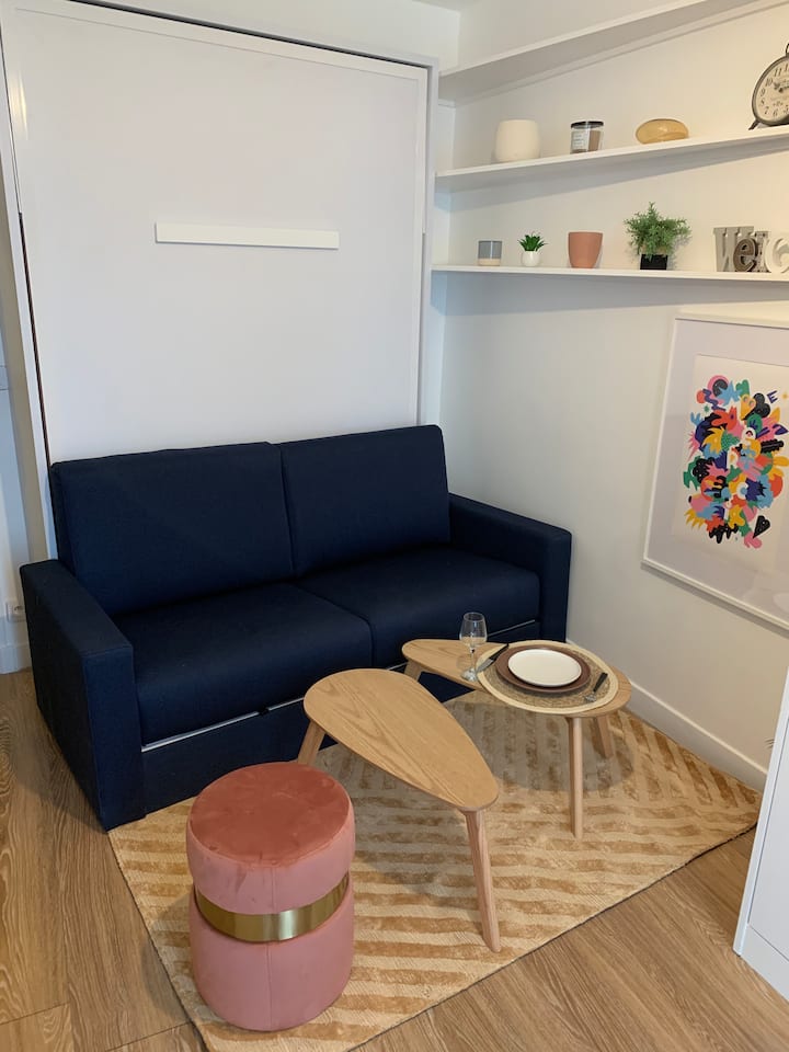 L’absolu - Beau Studio De 15 M2 à Paris - Paris