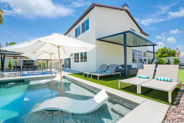Casa Zorillo - 7br Gameroom Pool/spa Gaming - Coachella, CA