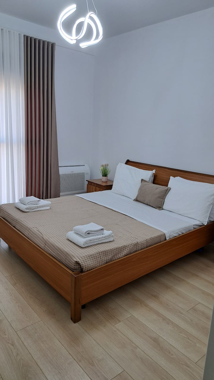 Top Floor(9), City View, Perfect For Long Stays - Tirana