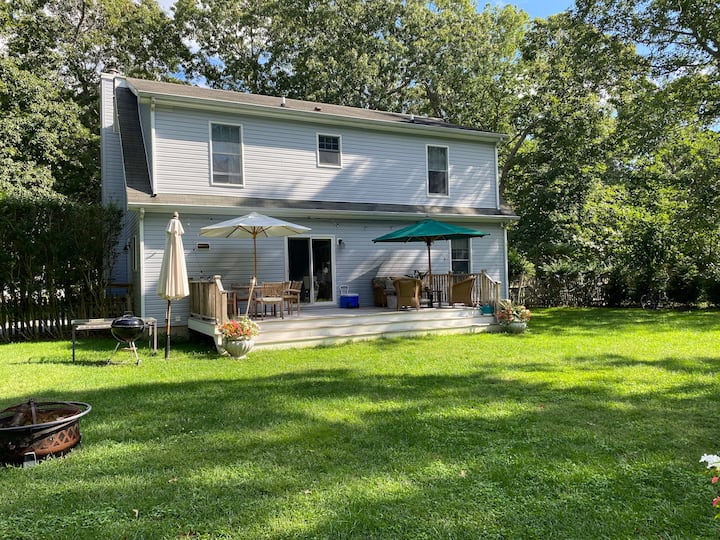 House In East Hampton 4 Rooms 2 Bath’s And Pool - The Hamptons, NY