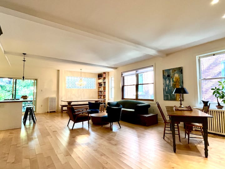 Beautiful Home In Montreal - Montreal