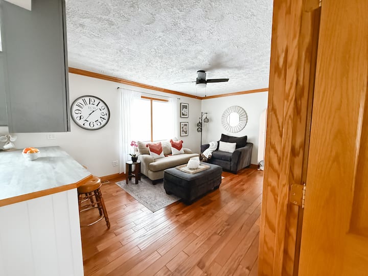 Cute, Cozy, & Clean! - Kokomo, IN
