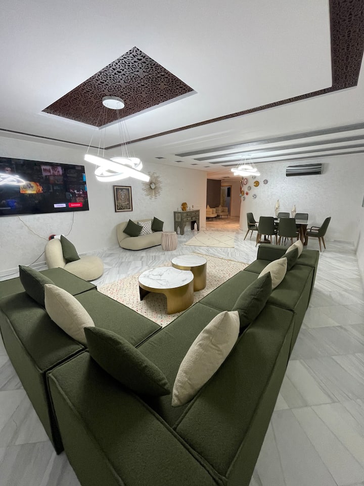 Luxury Modern Apartment | City Center - Meknès