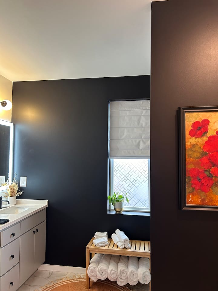 See Lookout |No Chore Checkout | King Bed | Views! - Chattanooga, TN