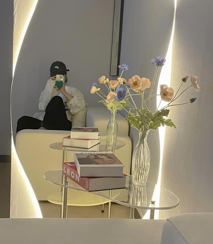 •  바다가 내려다 보이는 감성숙소 •깔끔한 신축/빔 프로젝터/무료주차/넷플릭스/크롬캐스트 - Yeosu-si