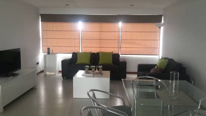 Elegant, Modern 8 People• Super-fast Fiber Wifi - Arequipa