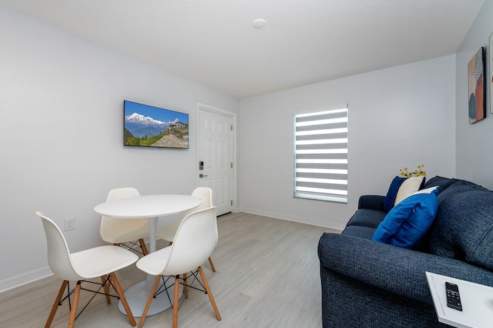 Perfect Gateway Suite - Deltona, FL