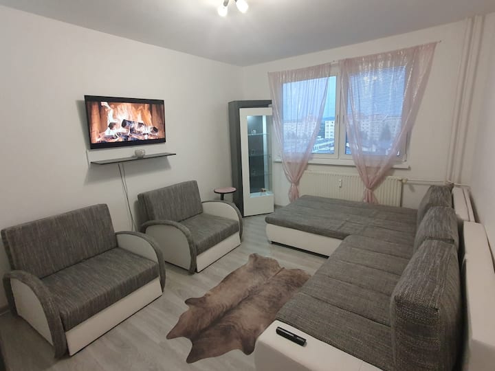 Studio City Apartment Near Ski Resort - Poprad