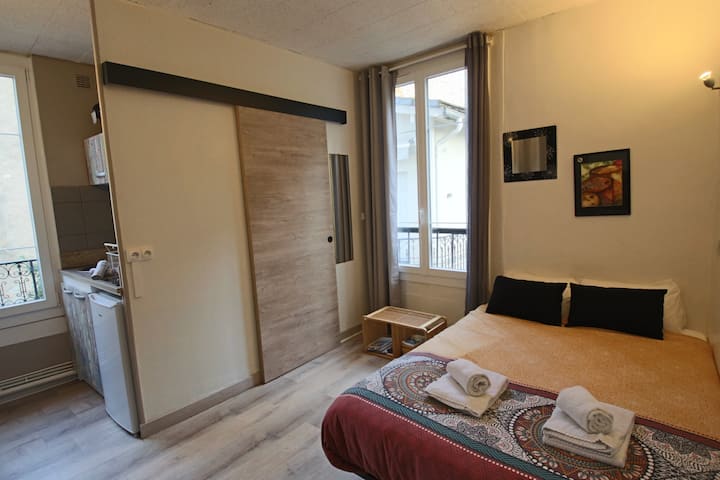 Studio 14m², Accès Extérieur, Proche Ville - Aix-les-Bains