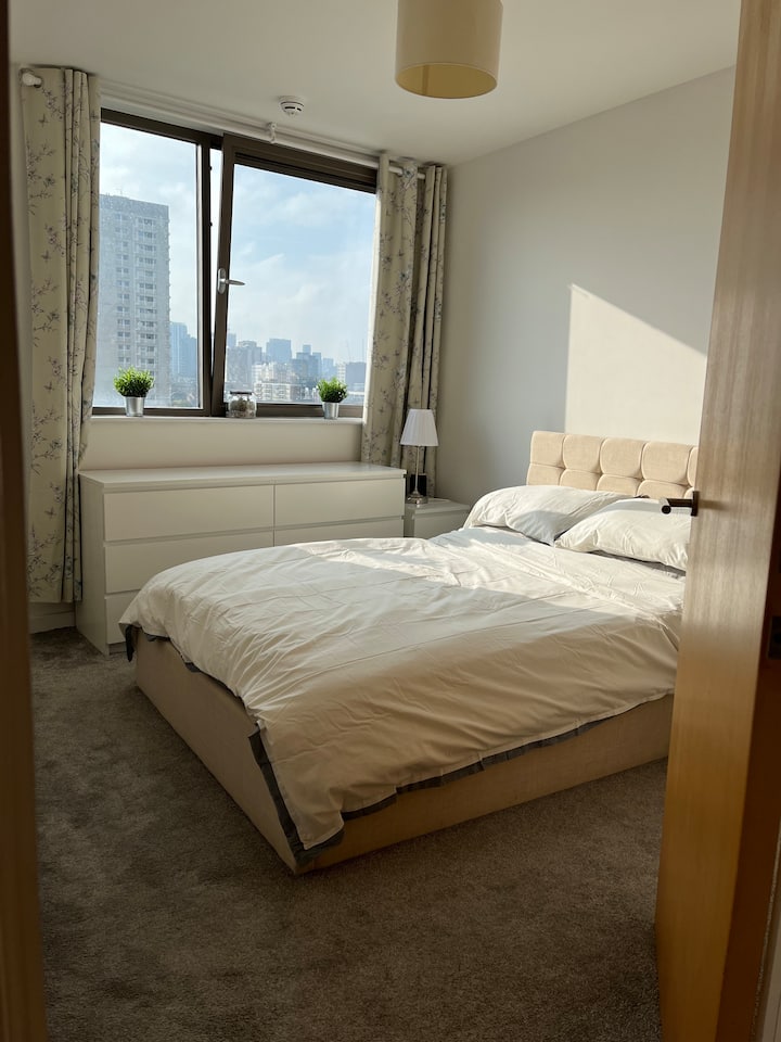 Amazing + Homely +  Connected 1 Bd Flat E/ London - Waltham, MA