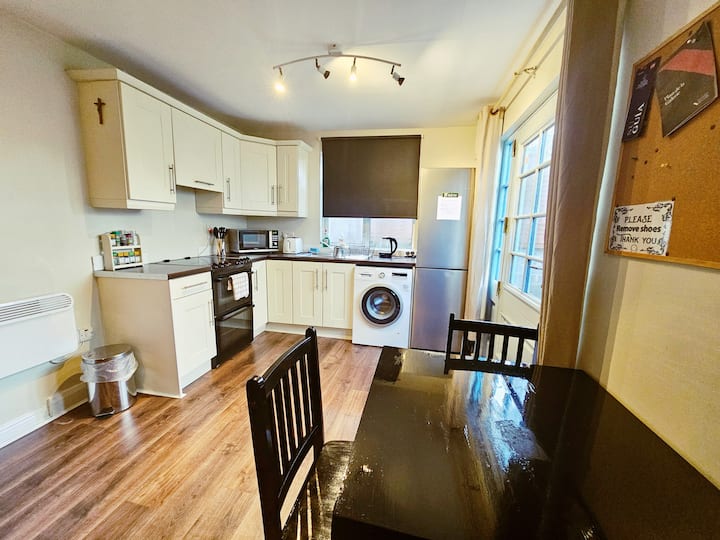 Private 1 Bed Near City - Dublin