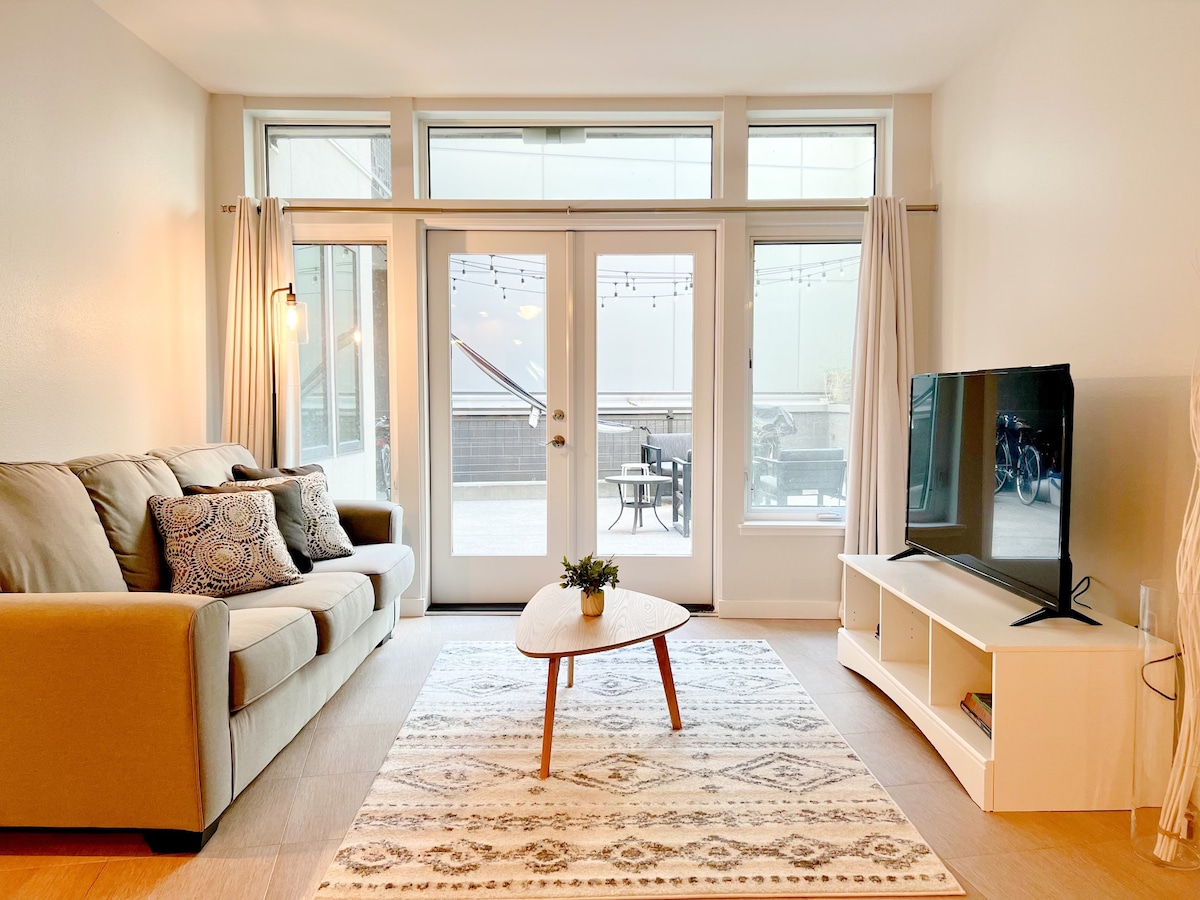 Urban Oasis in the Heart of the Pearl District - Condominiums for Rent ...