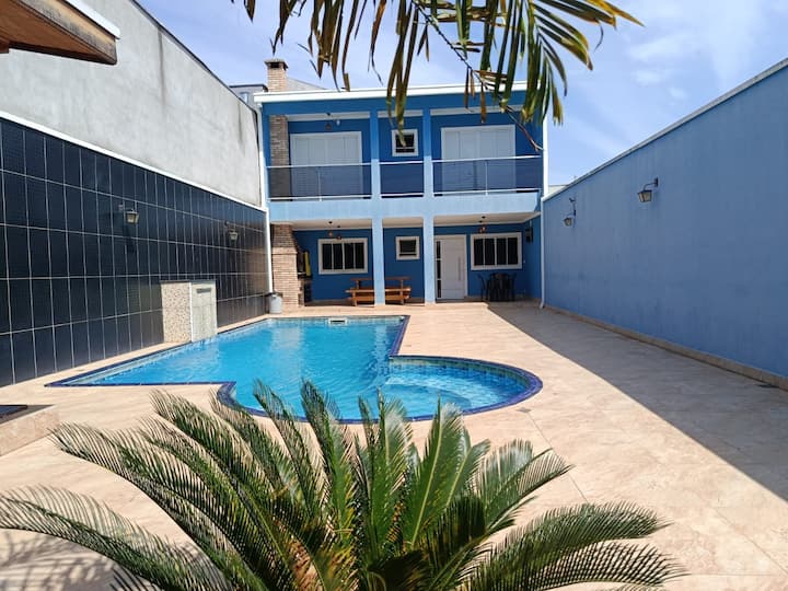 Casa Com Piscina Próximo A Igreja Da Cidade - São José dos Campos