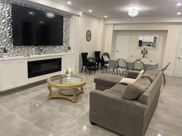 Brand New Luxurious Rooms - Vaughan