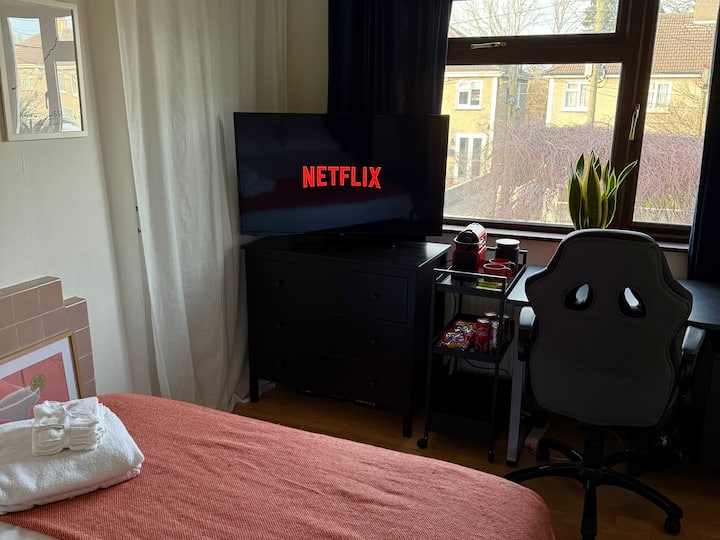 Cosy Double Room In Dublin 11 - Dublin