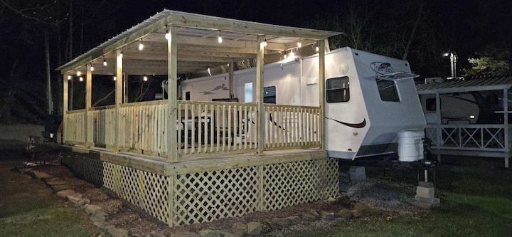 Rose's Resort - Norris Lake, TN