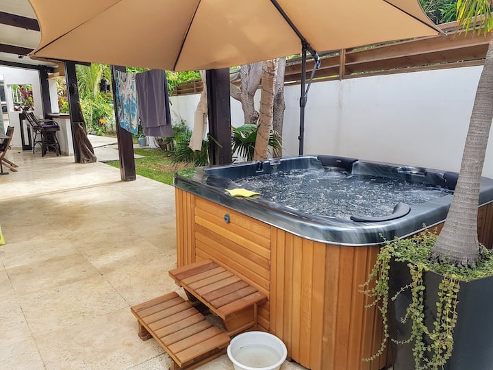 Studio Terre-sainte, Lit Rond Et Spa - Reunión