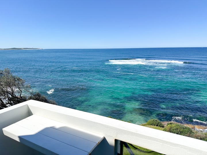 Coastal Escape | Steps To Beach & Town Centre - Cronulla