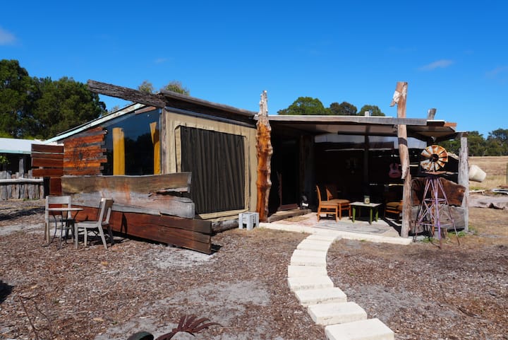 Harley-  Pet Friendly Glamping: Margaret River - Busselton