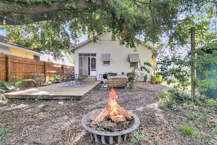 Downtown Bungalow With Fenced Yard, Dog Friendly - Charleston, SC