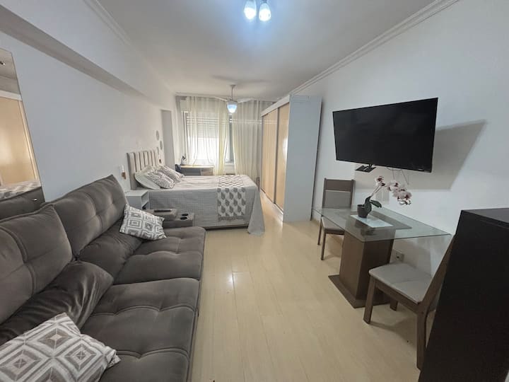 Loft Aconchegante E Completo No Gasômetro - Porto Alegre