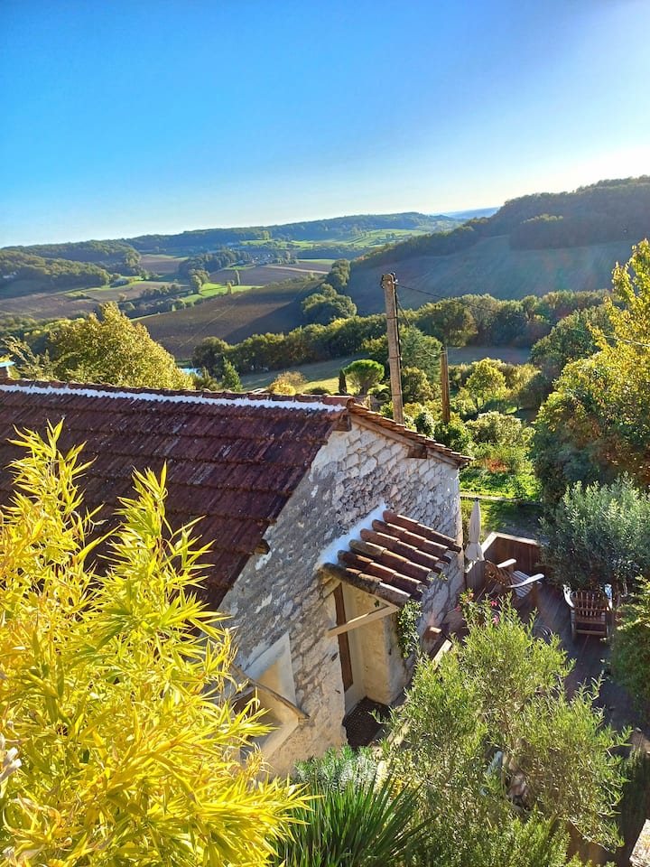 Bulle: Ancienne Grange à Vin Rénovée - Lot