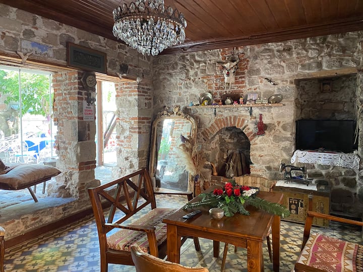 Taş Oda Güzel Bir Kahvaltı - Bergama