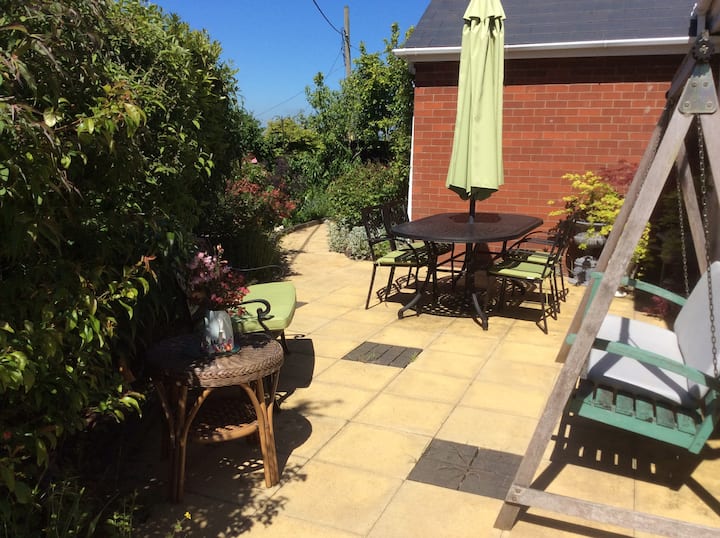 A Home Away From Home/comfy/spacious/dog Friendly - North Wales