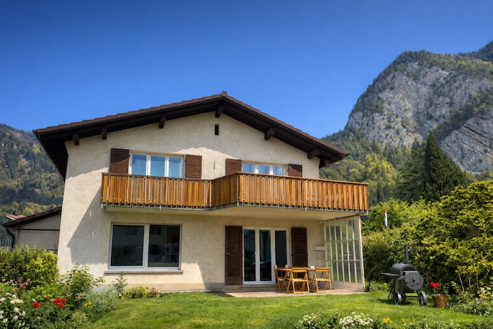 The Urbanist Mountainview Parking Garden 3bd - Interlaken