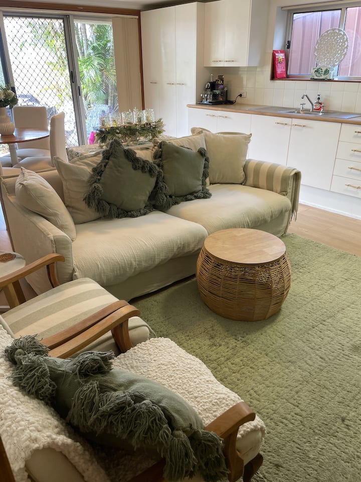 Lakeside Flat - Newcastle