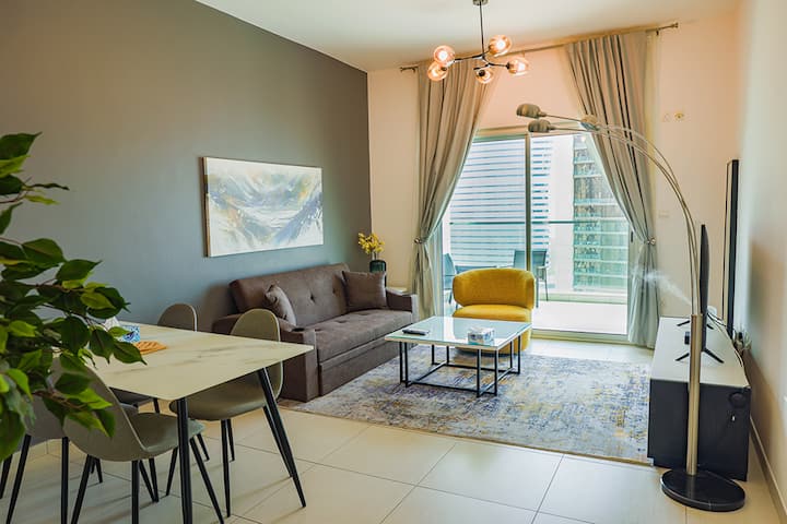 Urban Retreat | Modern Hideaway | Gym & Pool - Abu Dhabi