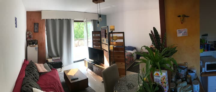 Grand Studio Avec Grande Terrasse - Montpellier