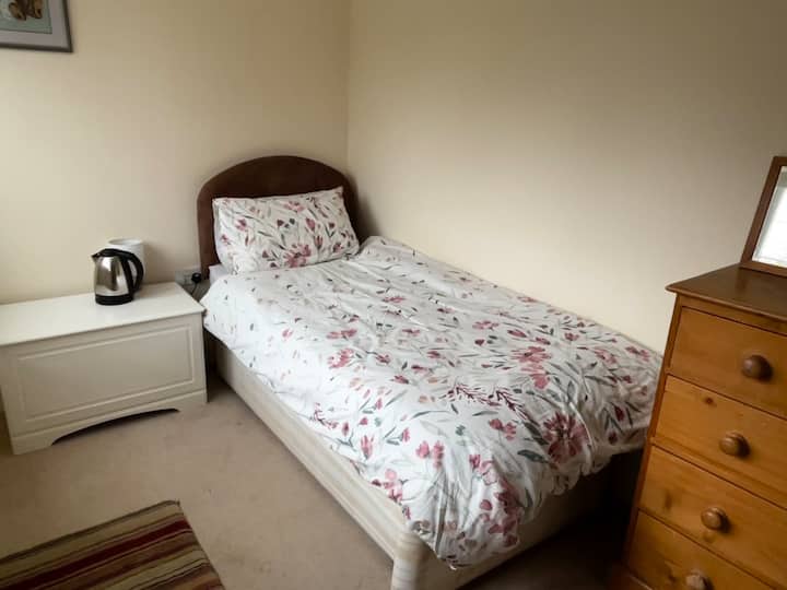 Dog/motorbike/bike Friendly B&b - Barton on Sea