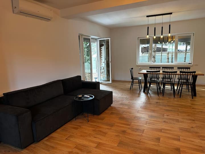 7 Bedroom Villa @ Snagov Forest - Comuna Cornu