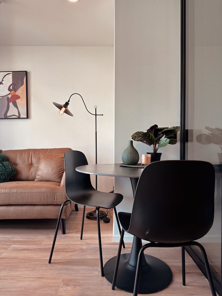 Elegant City Center Stay: Stylish Living - Auckland