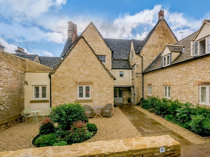 1 Bed In Tetbury (Oc-79151) - Tetbury