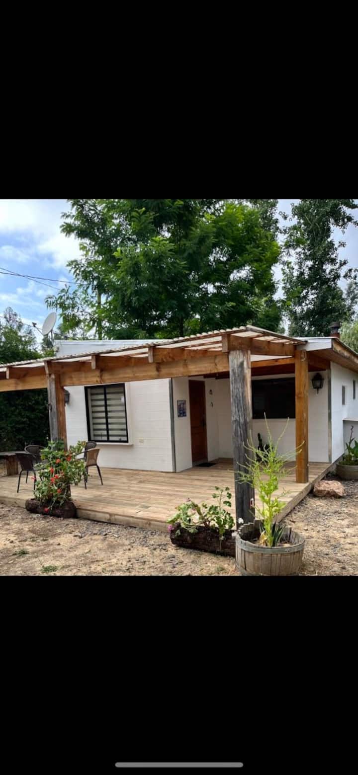 Cómoda Cabaña Ubicada En Camino Zapallar - Curicó