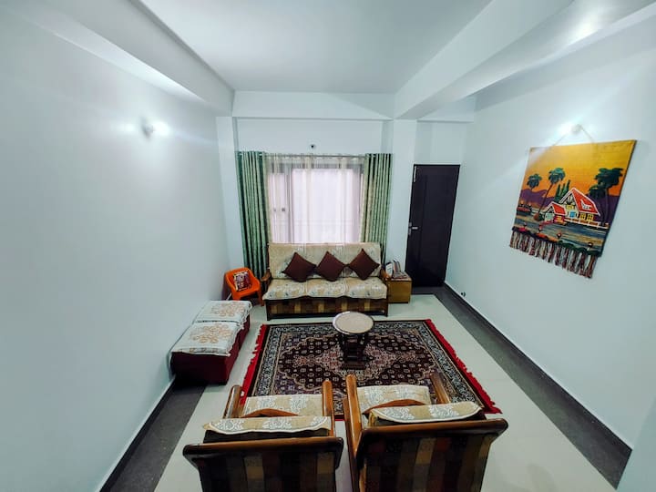 Whispering Meadows U Get Entire 3bhk - Shimla