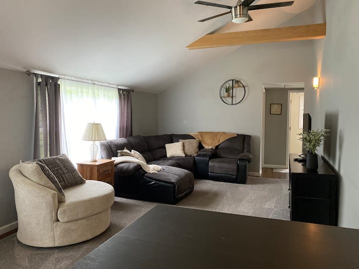 Home Near Chautauqua Lake - Jamestown, NY