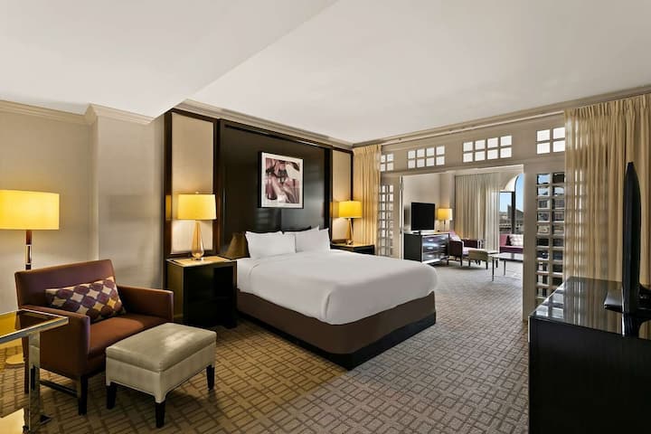 Affordable Getaway! Pets Are Allowed Here - Baltimore, MD